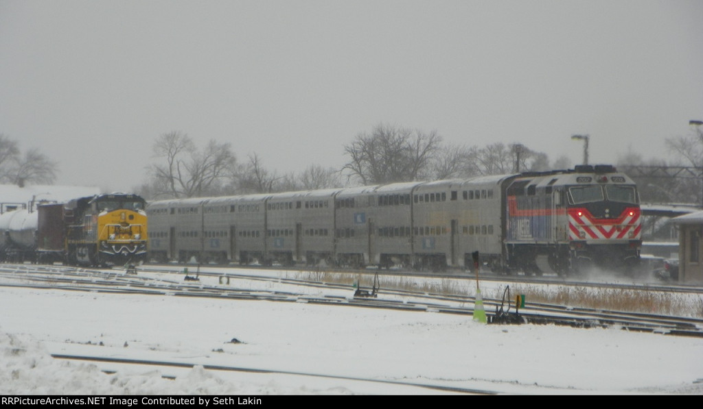 IAIS 505 and Tock Island train 408